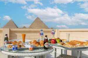Die besten Hotels mit Blick auf die Pyramiden in Kairo
