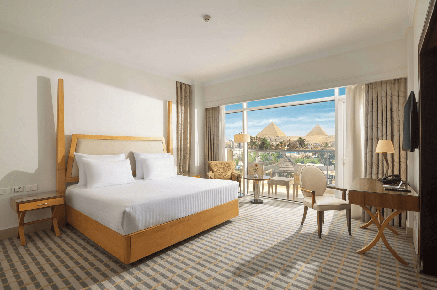 Die besten Hotels mit Blick auf die Pyramiden in Kairo